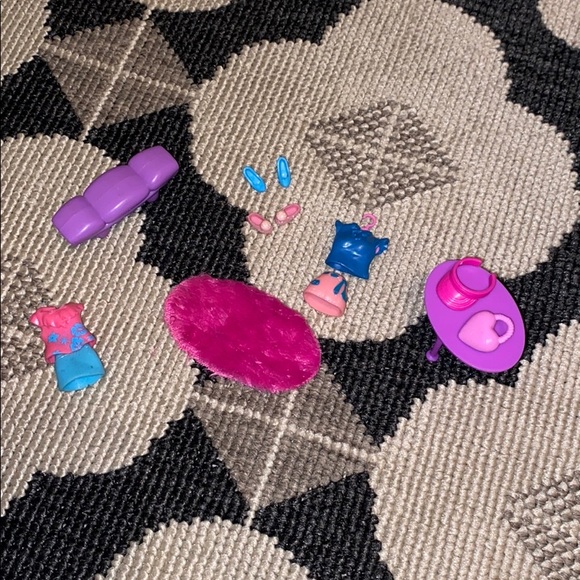 Princess Polly | Toys | Polly Pocket Clothing And Furniture | Poshmark